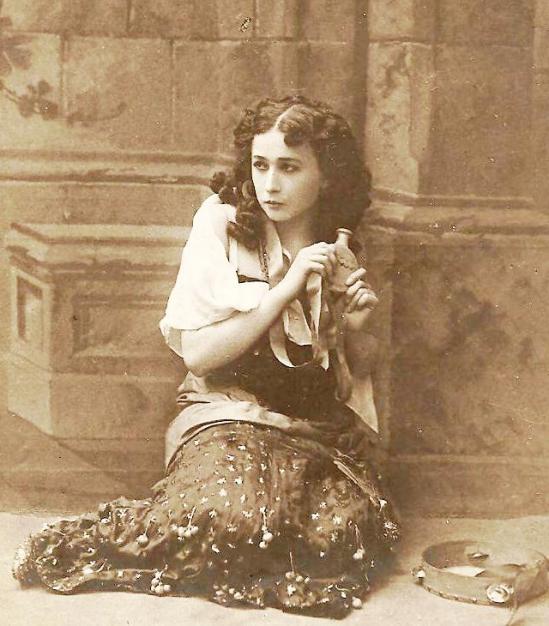 Sofia Fedorova | La Petite Mélancolie